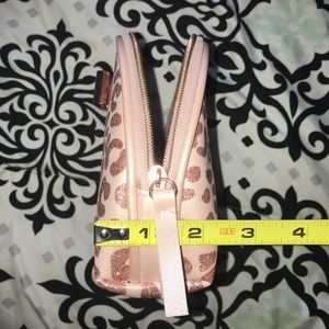 Ulta Beauty | Bags | Nwot Ulta Pink Glitter Cheetah Print Cosmetic Bag ...